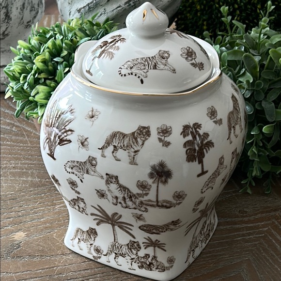 Accents | New Large Elegant Safari Big Cat Tiger Palm Tree Ceramic ...